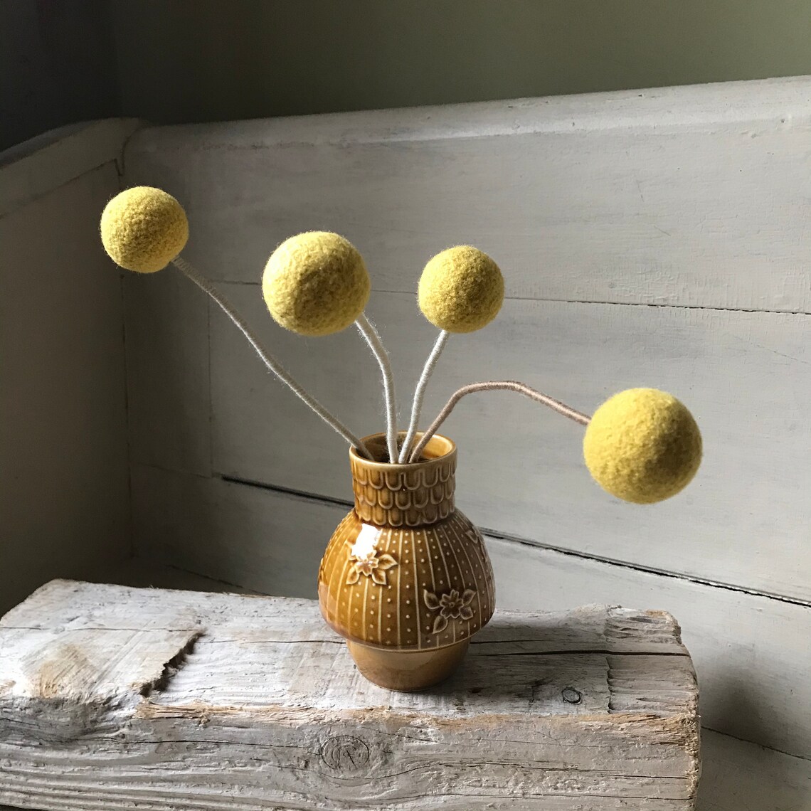 Vintage Vase With Hand Crafted Wool Billy Balls Curated | Etsy Canada