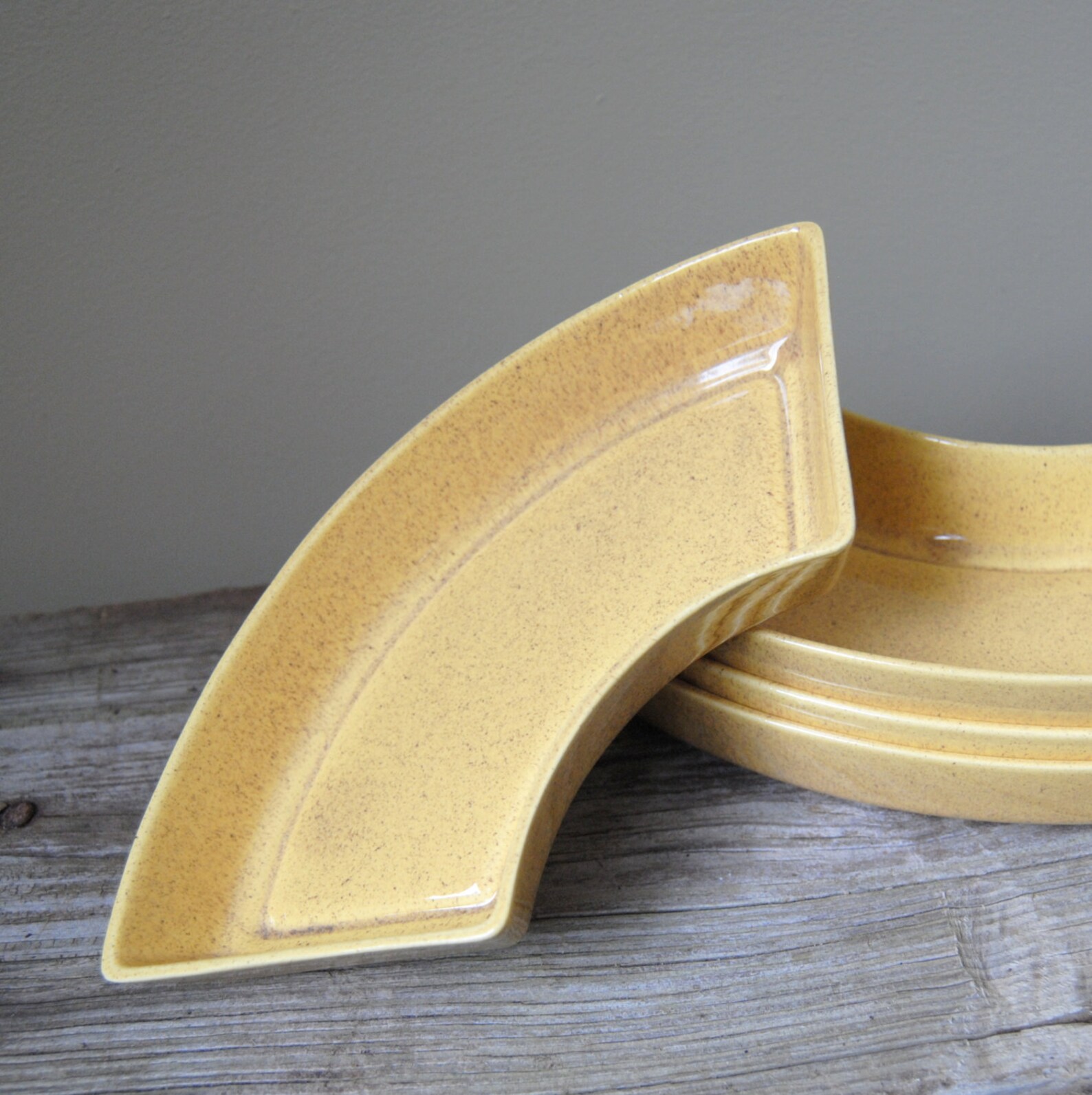 Set of Four Curved Snack Trays, Mid Century Speckled Yellow Ceramic ...