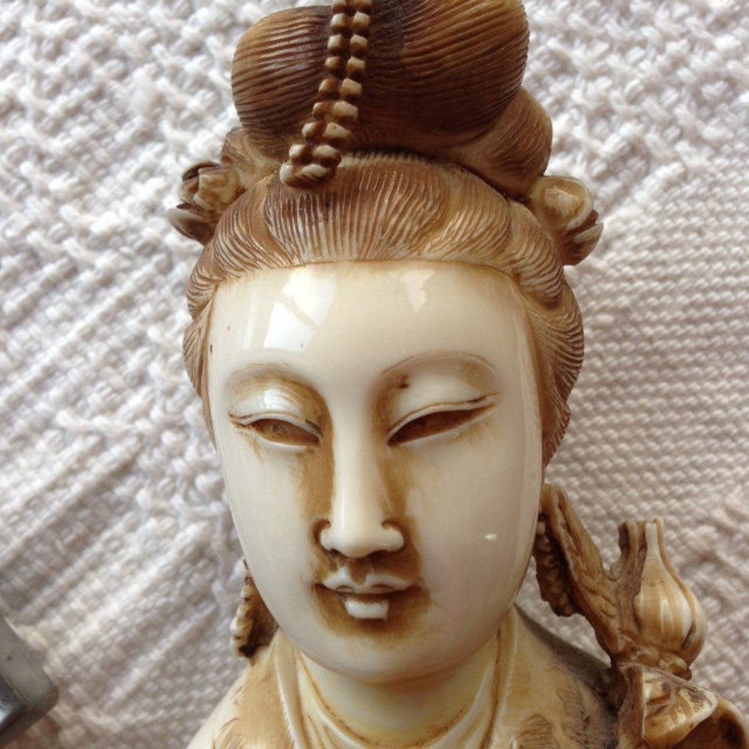 Vintage Ming Beauty Sculpted Figure - Etsy
