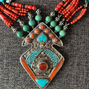 Vintage Omani Necklace - Etsy