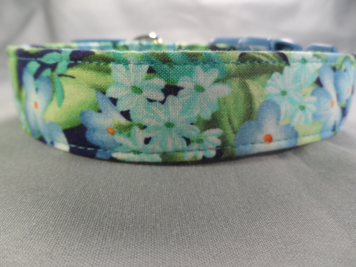 Snow Drops and Violets Spring Dog Collar - Etsy