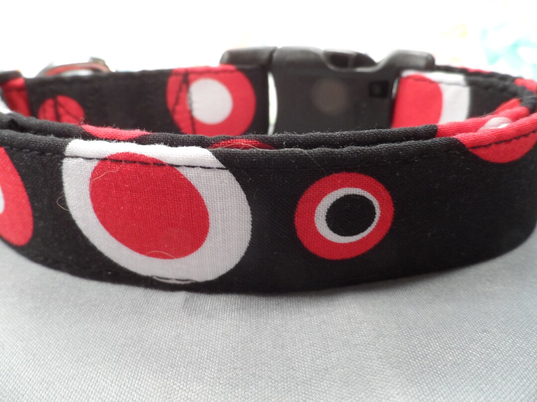 Cool Dog Collar Red Circle Dots on Black - Etsy