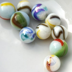 Akro Agate Marble Popeye Milk White 2-3 Color Corkscrews Swirl Marble ...