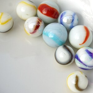 Akro Agate Marble Popeye Milk White 2-3 Color Corkscrews Swirl Marble ...