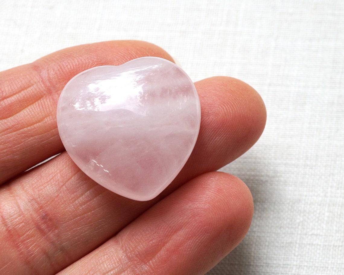 Rose Quartz Heart Pink Crystal Heart Chakra Rock 25mm Display Specimen ...