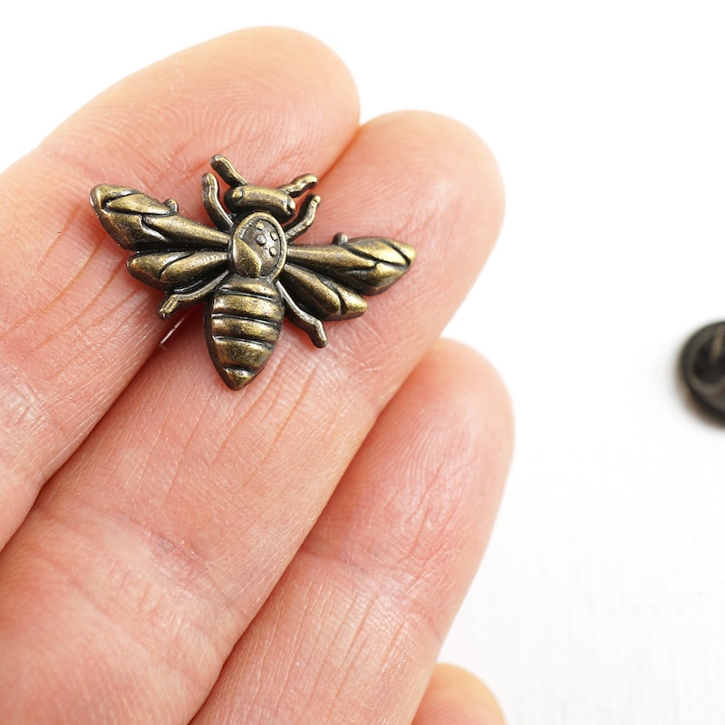 Bee Lapel Pin - Etsy