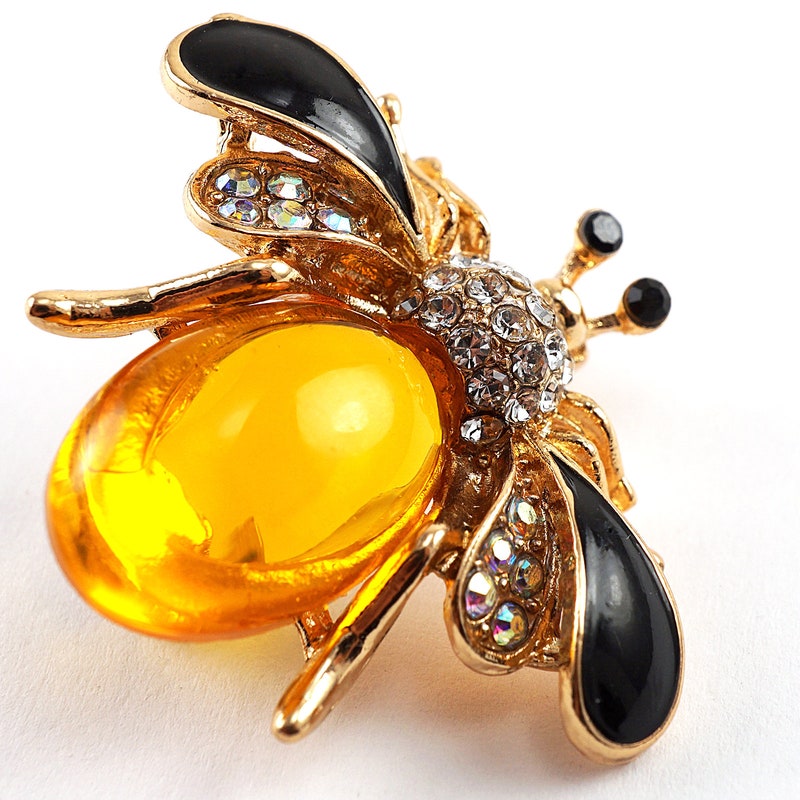 Bee Brooch - Etsy