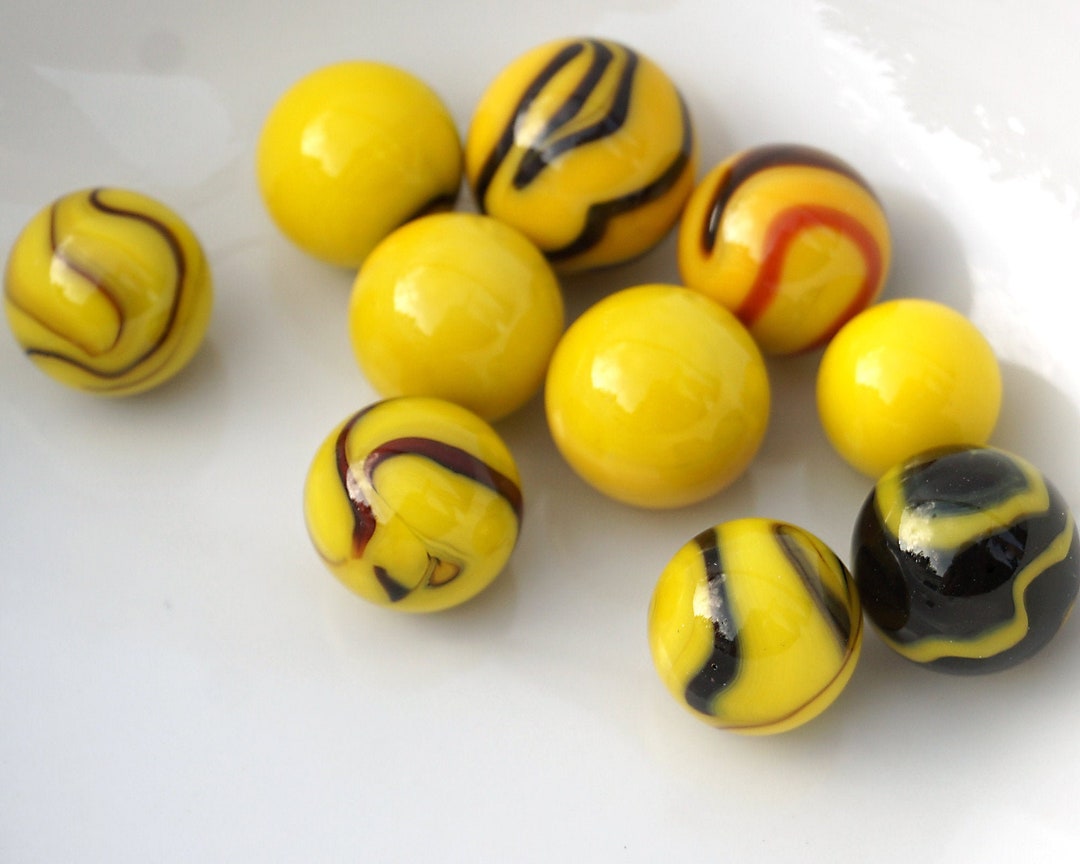 ON VACATION Akro Agate Marble Yellow Black Corkscrews Swirl Marble ...