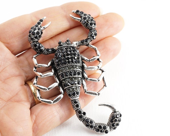 Huge Scorpion Brooch, Moving Tail Scorpion Pin Vintag… - Gem