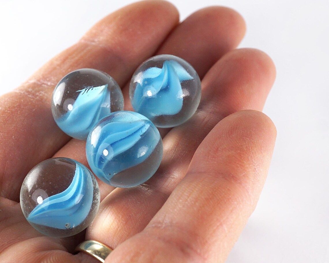Vintage Vitro Agate Glass Marble, Clear With Light Blue Vane Marble 5/8 ...