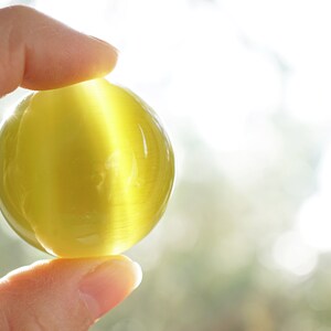 ON VACATION Yellow Cats Eye Marble Large Fiber Optic Crystal Ball Big ...