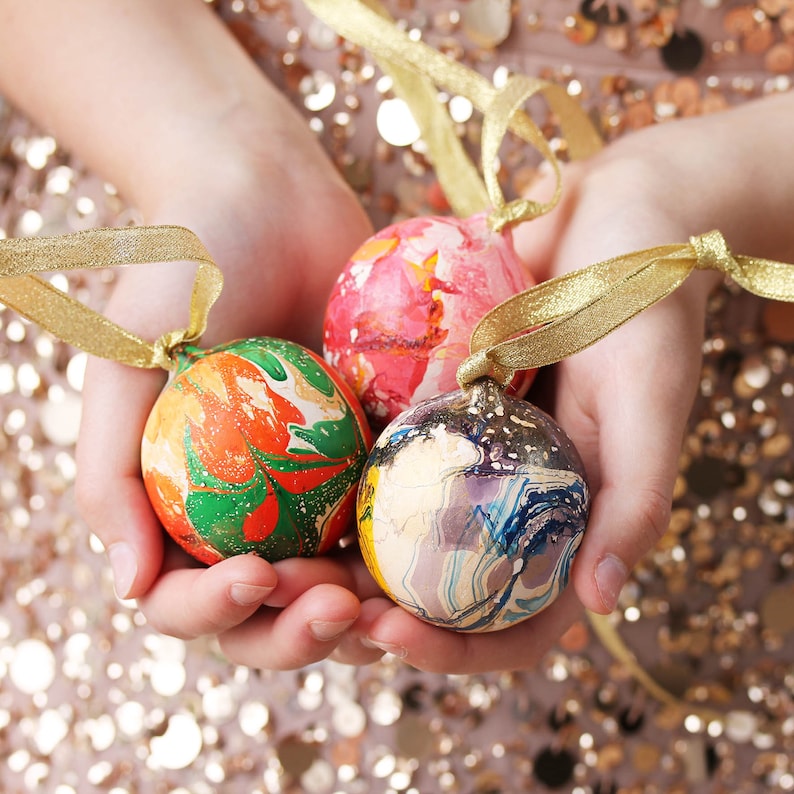 Ceramic Bauble Marbling Kit for Christmas Decorations. - Etsy UK