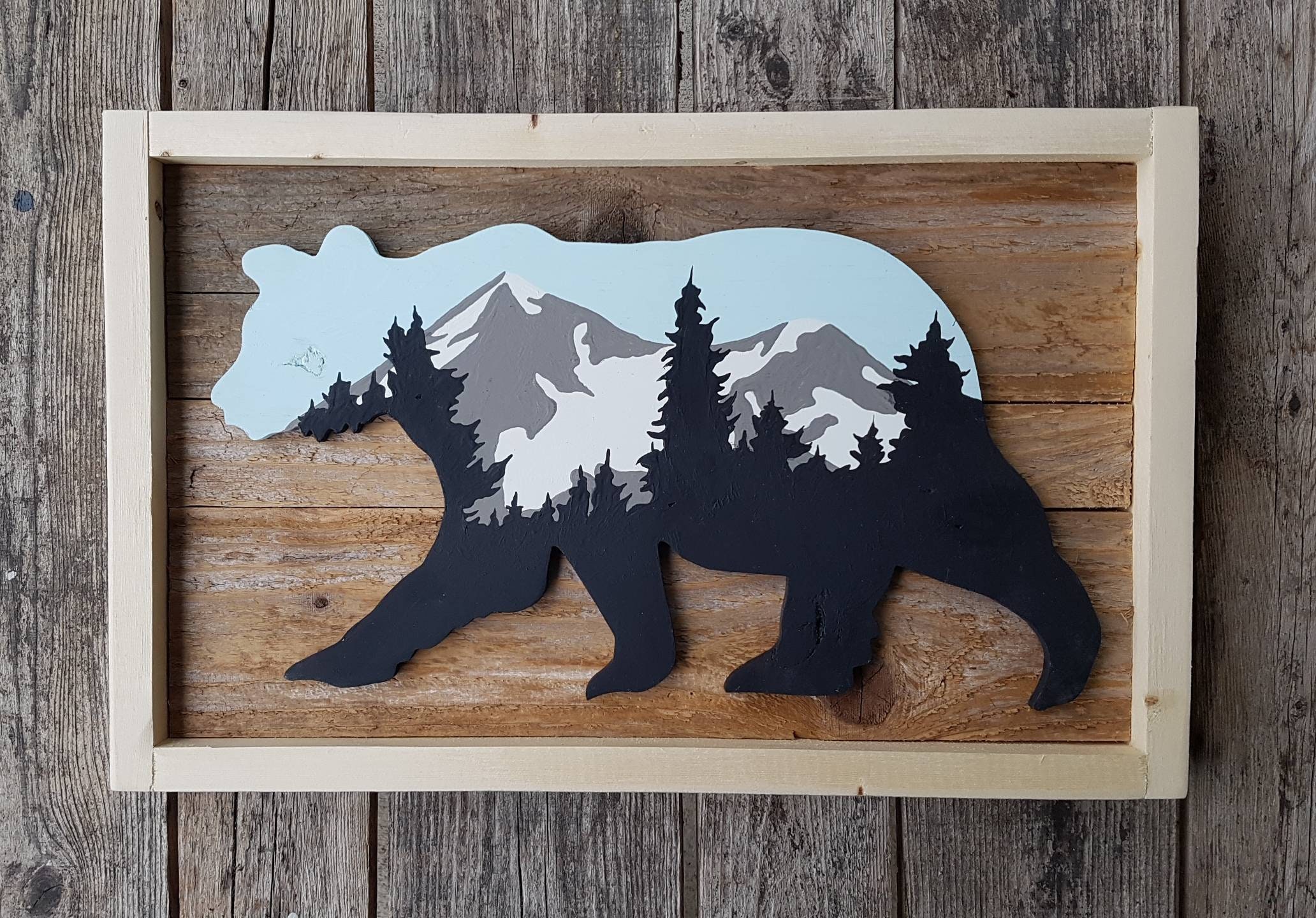 Home Décor Rustic Bear pyrography art on reclaimed pallet wood Home ...