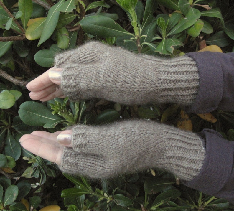 Fingerless Mitts: Beige Merino Possum Blend, Natural Color, Hand Knit ...