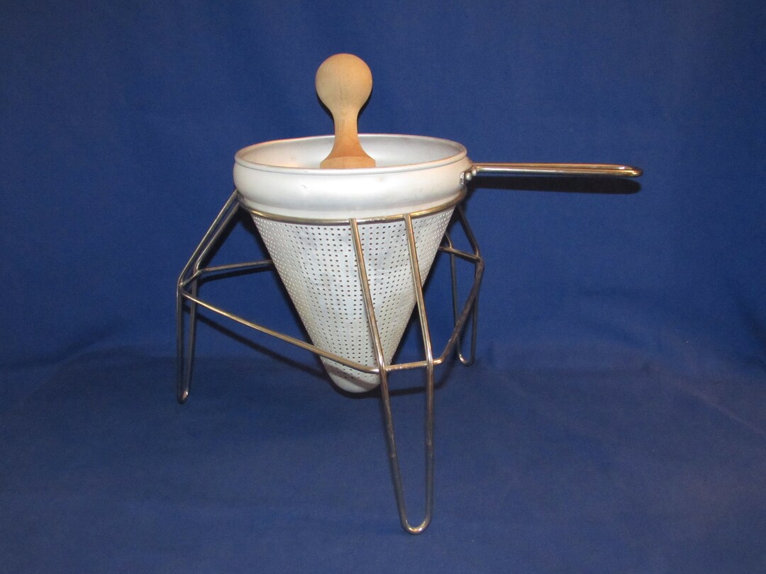 FRUIT STRAINER SIEVE With Tripod Applesauce Maker Free Shipping - Etsy
