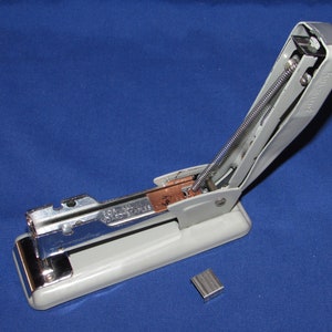 SWINGLINE STAPLER 99 Vintage Office 1960s - Etsy