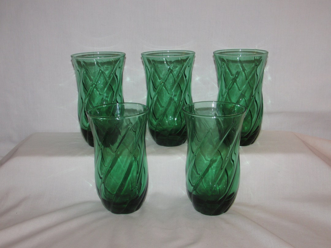 ANCHOR HOCKING Green Swirl Glasses 1980s Set of 5 Free Shipping - Etsy