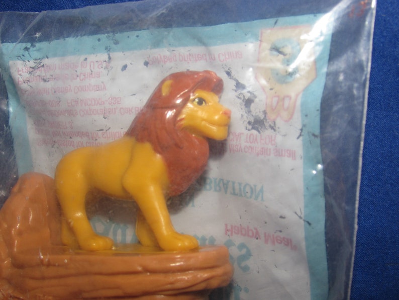 MCDONALD’S SIMBA in Lion King Celebration Vehicle 1994 #3 Disneyana ...