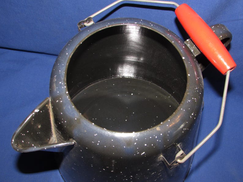 ENAMELWARE COWBOY KETTLE 1960s Large 36 Cup - Etsy