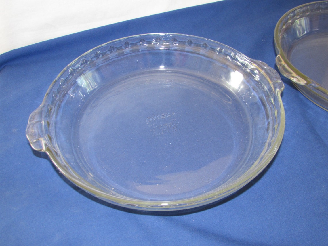 Pyrex Flavor Saver PIE PLATES 229 Scalloped Edge Set of 2 | Etsy
