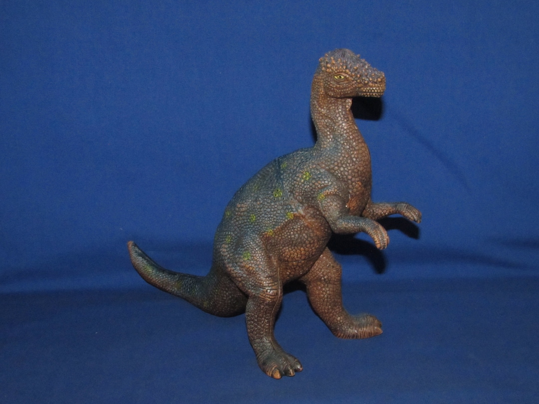 TOY DINOSAUR PACHYCEPHALOSAURUS 1990s Pretend Play Diorama - Etsy
