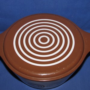 PYREX CASSEROLE DISH Rare Bullseye Pattern 1973 Large 475 Free Shipping ...