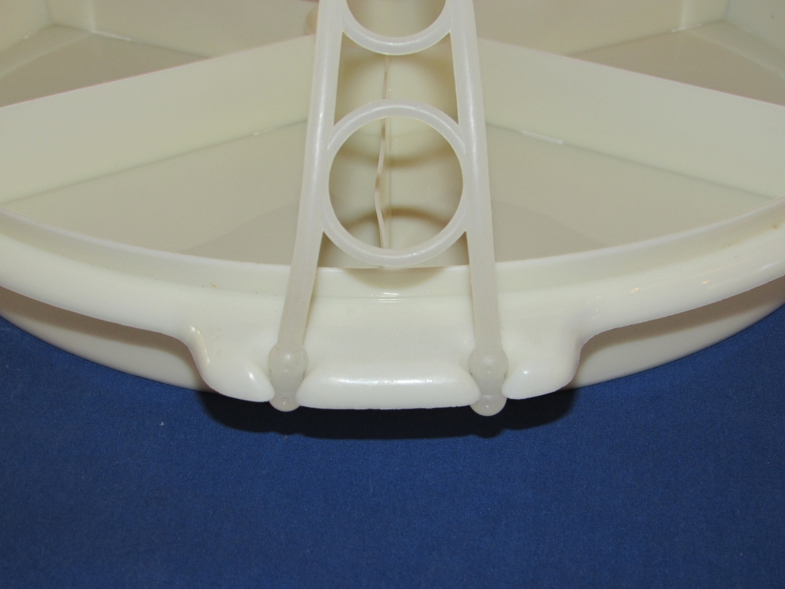 TUPPERWARE PARTY SUSAN With Strap and Lid 1970s Sectioned Tray - Etsy