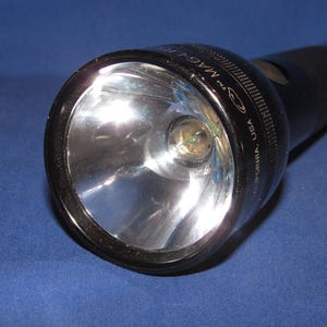 MAG-LITE FLASHLIGHT 10 Inch 1990s Incandescent - Etsy