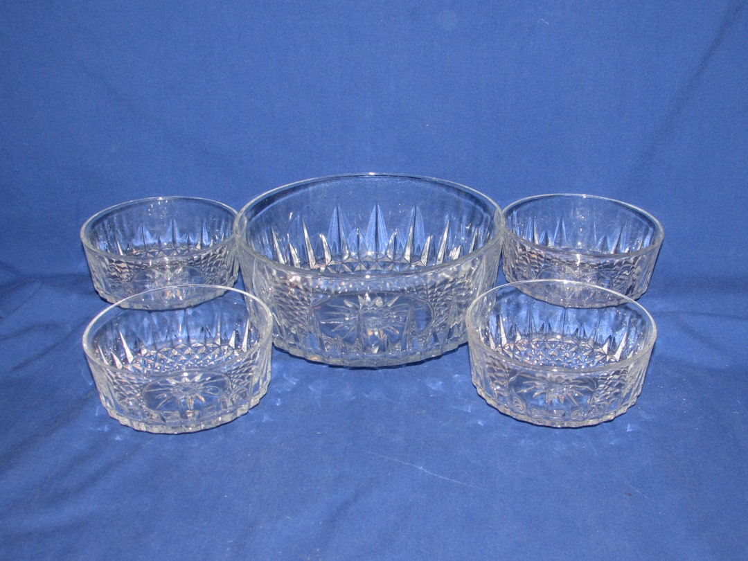 ARCOROC SALAD SET 1970s Large Serving Bowl and 4 Individual Bowls ...