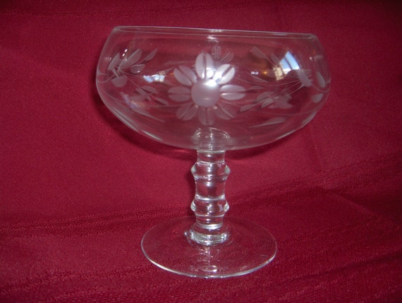 Princess House COMPOTE DISH Beautifully Etched Daisy Dish Free | Etsy