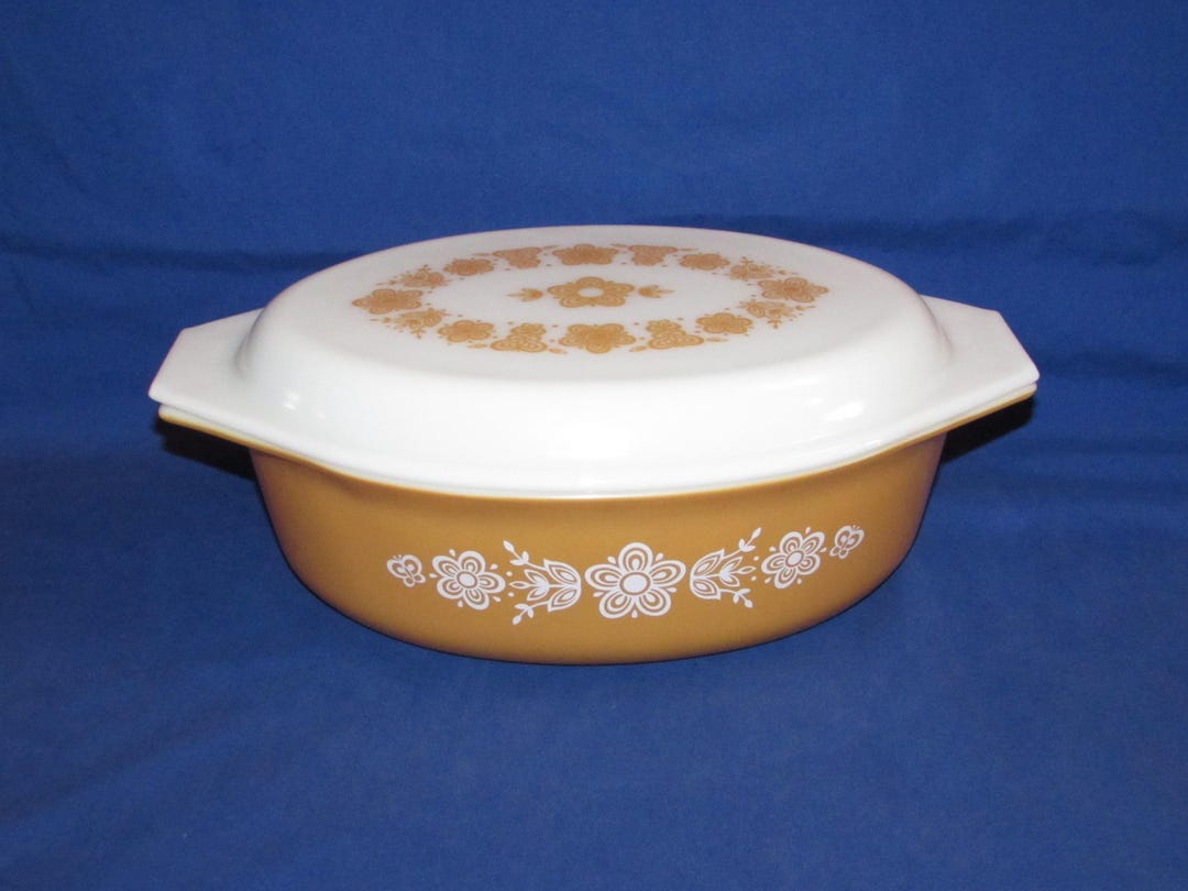PYREX BUTTERFLY Oval Casserole Dish 045 With Lid 1970s Free Shipping - Etsy