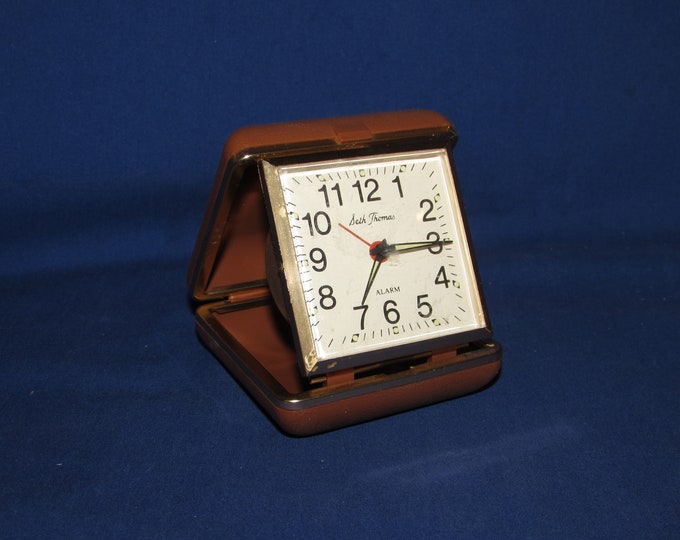 SETH THOMAS Travel Alarm Clock 1970s - Etsy