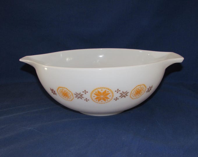 PYREX TOWN & COUNTRY Large Cinderella Mixing Bowl 444 Four Quarts ...