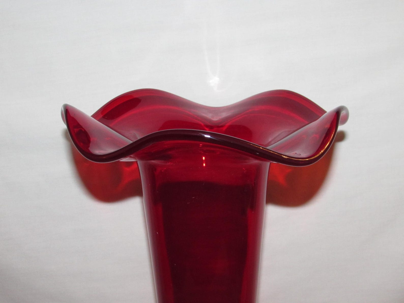 TRUMPET VASE TALL 1980s Red Glass Free Shipping - Etsy