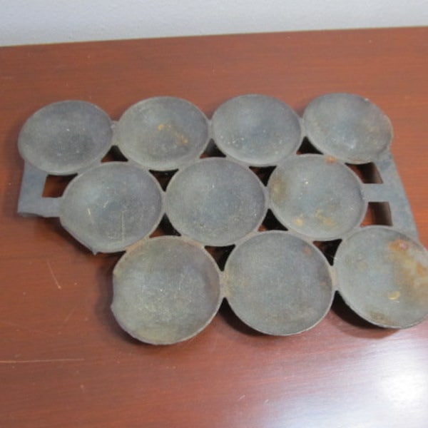 Cast Iron Muffin Tins - Etsy