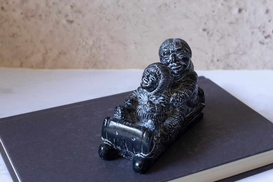 Vanstone Canadian Inuit Eskimo Soapstone Figurine Hand Carved Sledding ...