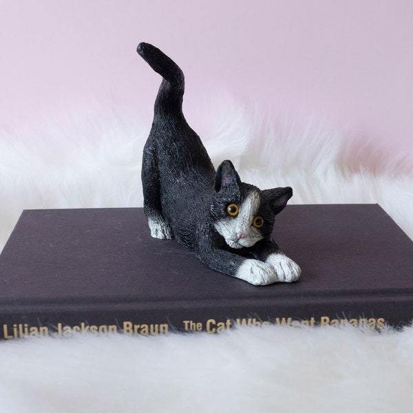 Resin Cat Figurines - Etsy