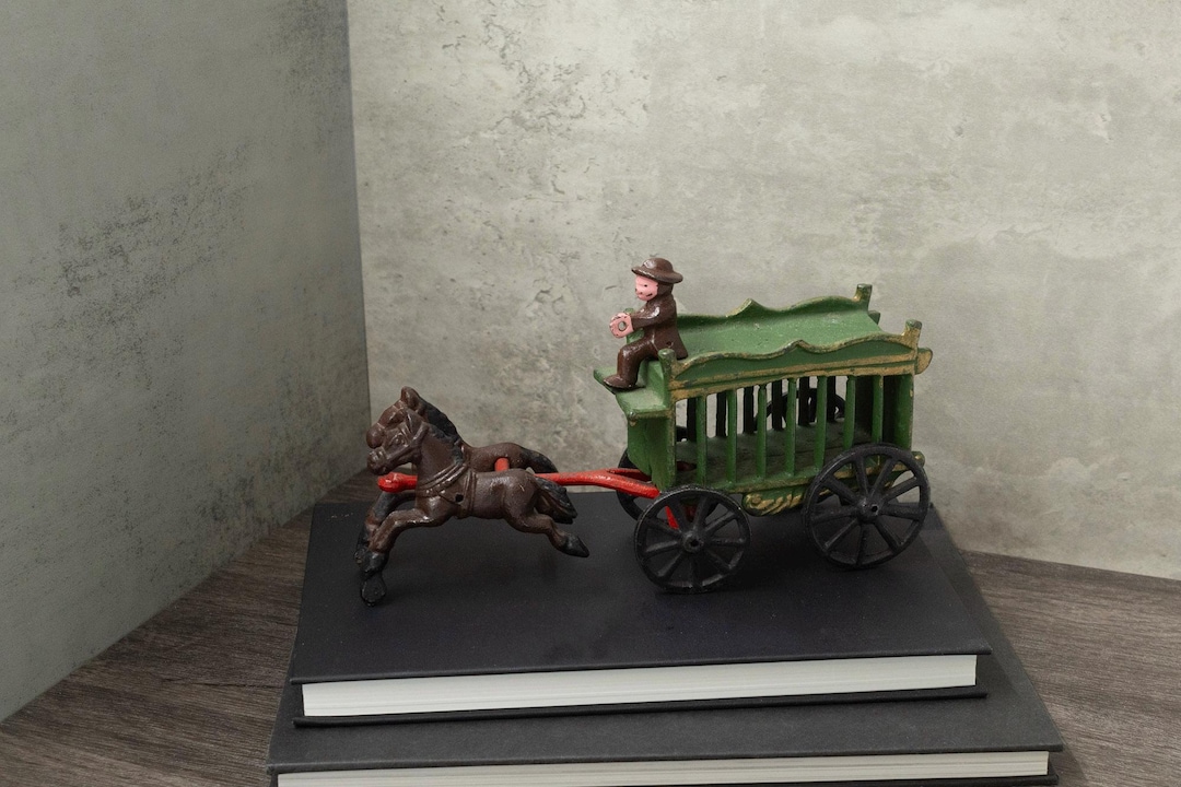 Cast Iron Horse Drawn Circus Wagon & Driver Vintage Toy Unbranded - Etsy