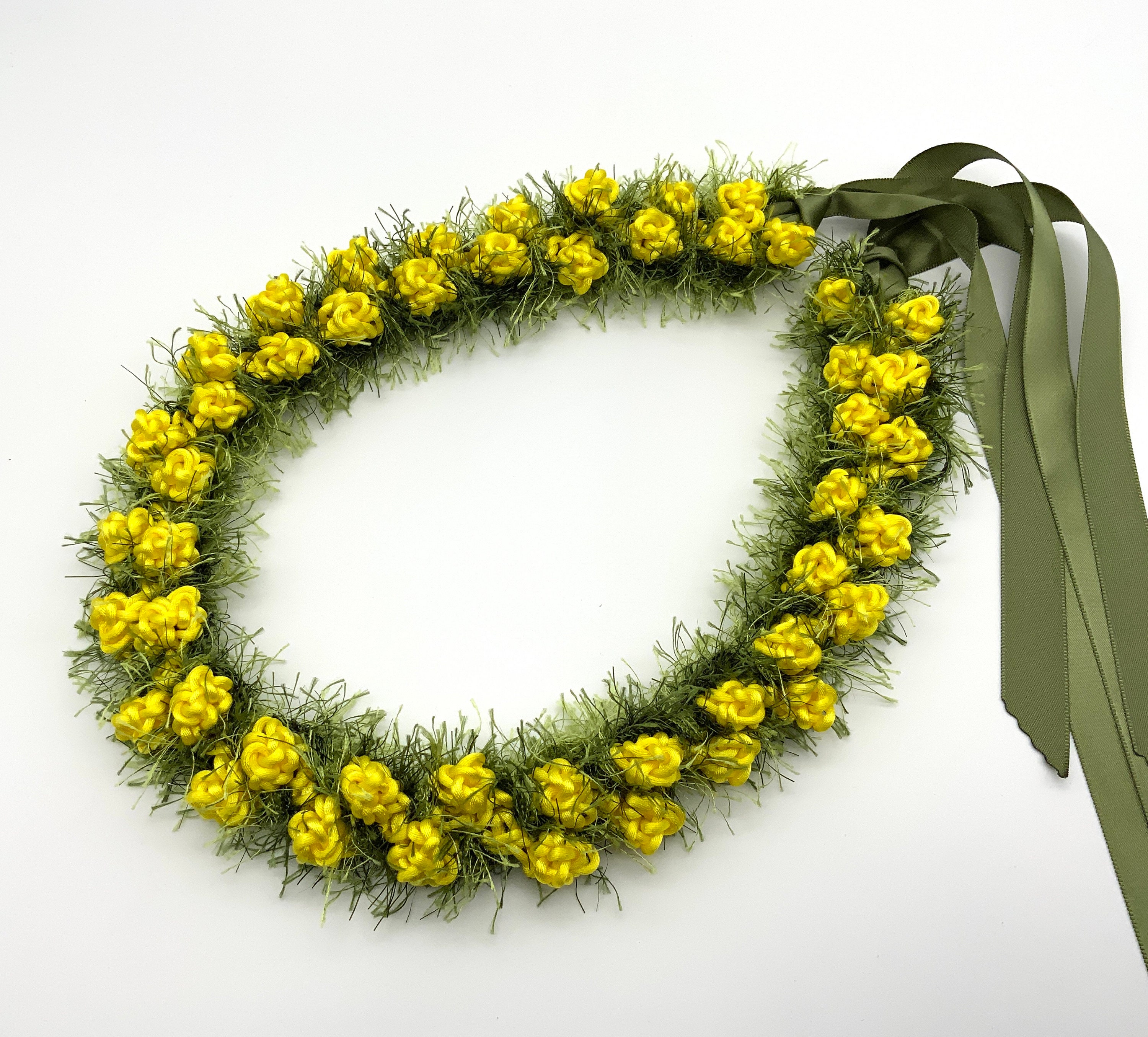 Choose Your Color Hawaiian Pikake Style Haku Lei - Rose Bud Lei ...