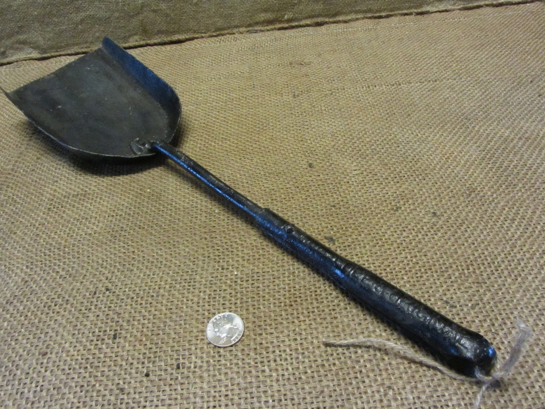 Vintage Cole Original Cast Iron Coal Shovel - Antique Old Metal Farm ...