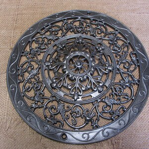 Vintage 1897 Round Cast Iron Register Grate > Antique Old Heat Vent ...