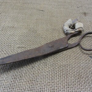 Rare Vintage Hand Forged Scissors > Antique Utensil Utensils Kitchen ...