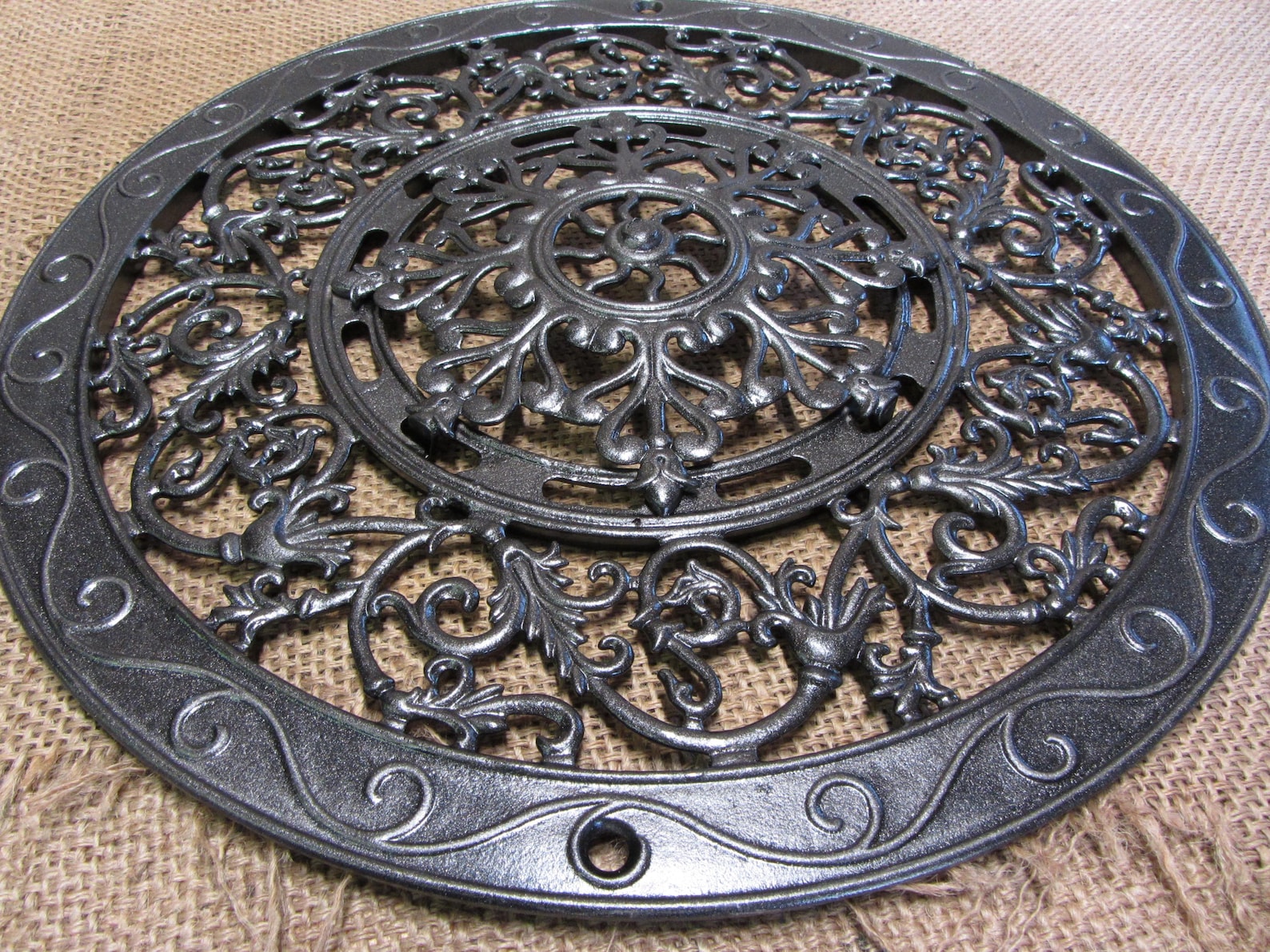 Vintage 1897 Round Cast Iron Register Grate > Antique Old Heat Vent ...