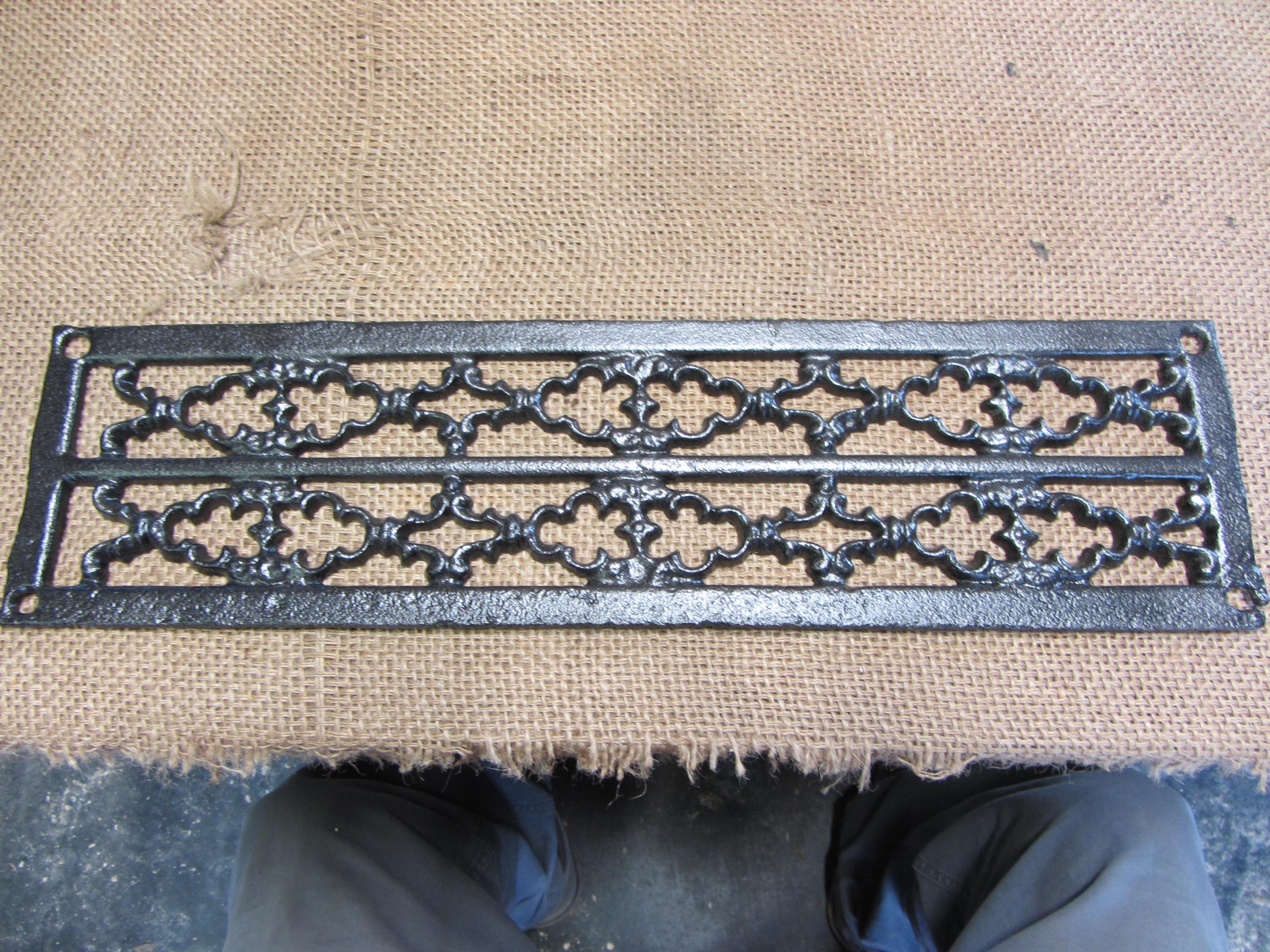 Vintage Cast Iron Register Grate Fireplace Grille > Antique Old Heat ...