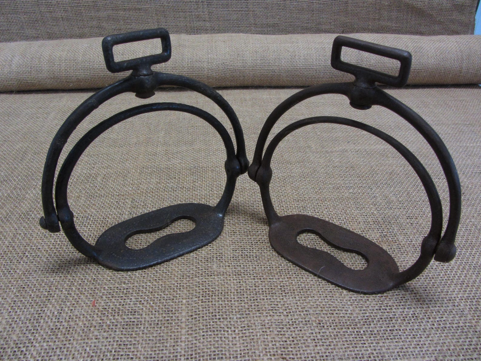 Vintage Iron Swivel Pivot Stirrups Set > Antique Old Iron Western Gear ...