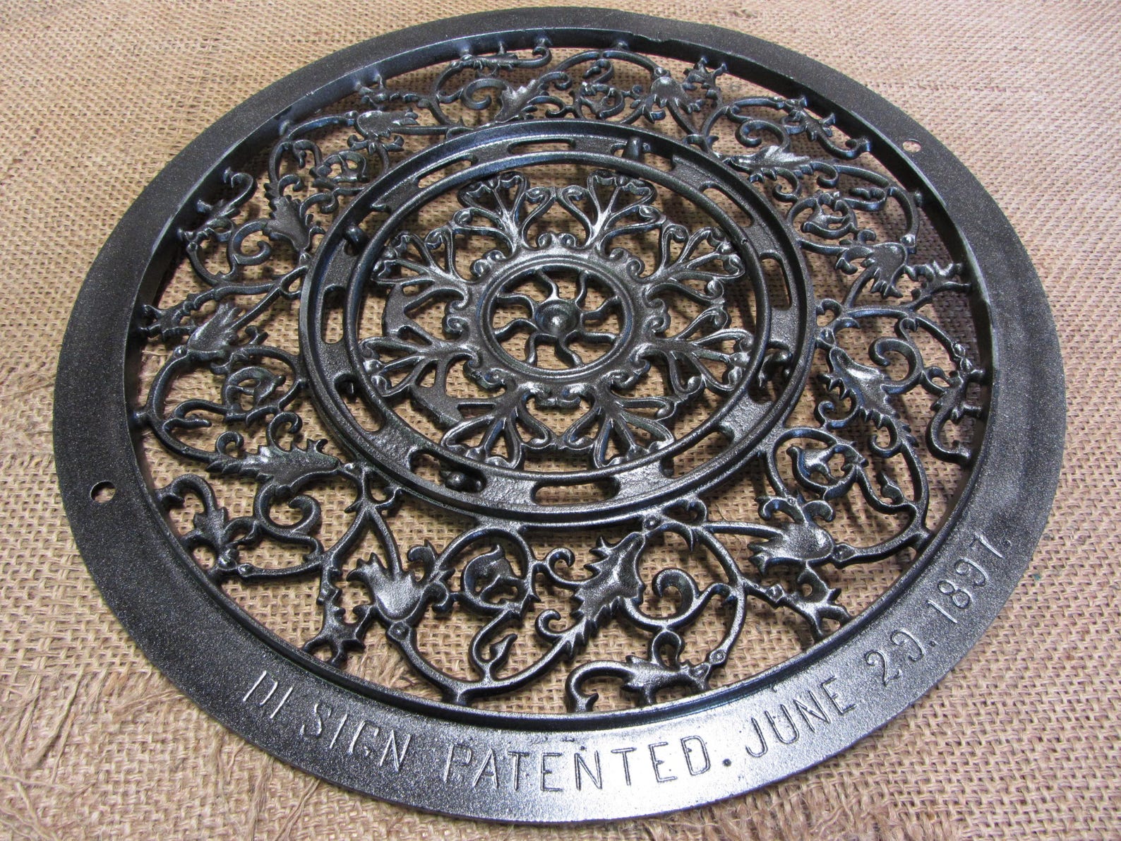 Vintage 1897 Round Cast Iron Register Grate > Antique Old Heat Vent ...