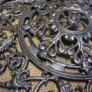 Vintage 1897 Round Cast Iron Register Grate > Antique Old Heat Vent ...