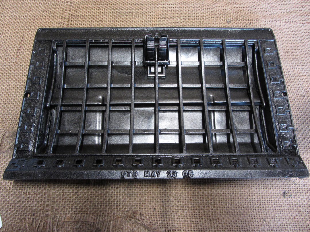 Vintage Cast Iron Wall Register Grate > Antique Old Heat Vent Furnace ...