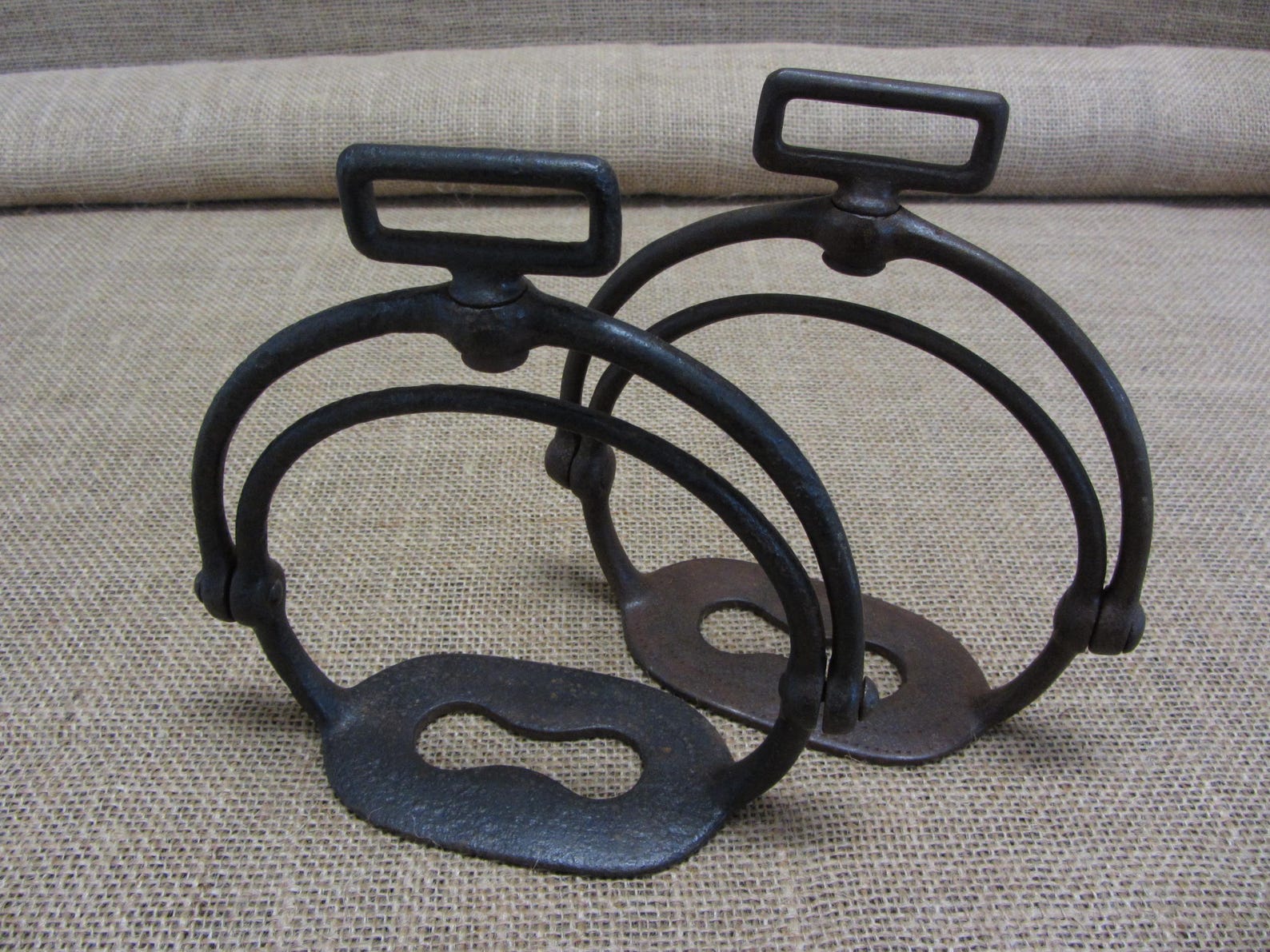 Vintage Iron Swivel Pivot Stirrups Set > Antique Old Iron Western Gear ...