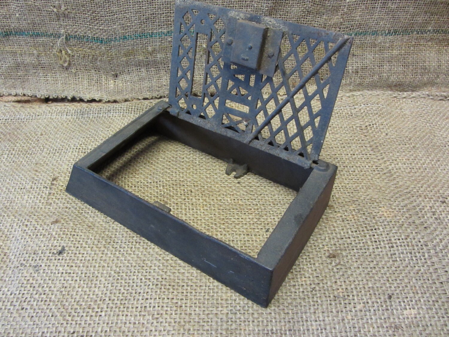 Vintage Cast Iron Mailbox W Rare Design - Antique Old Metal Mail Box ...